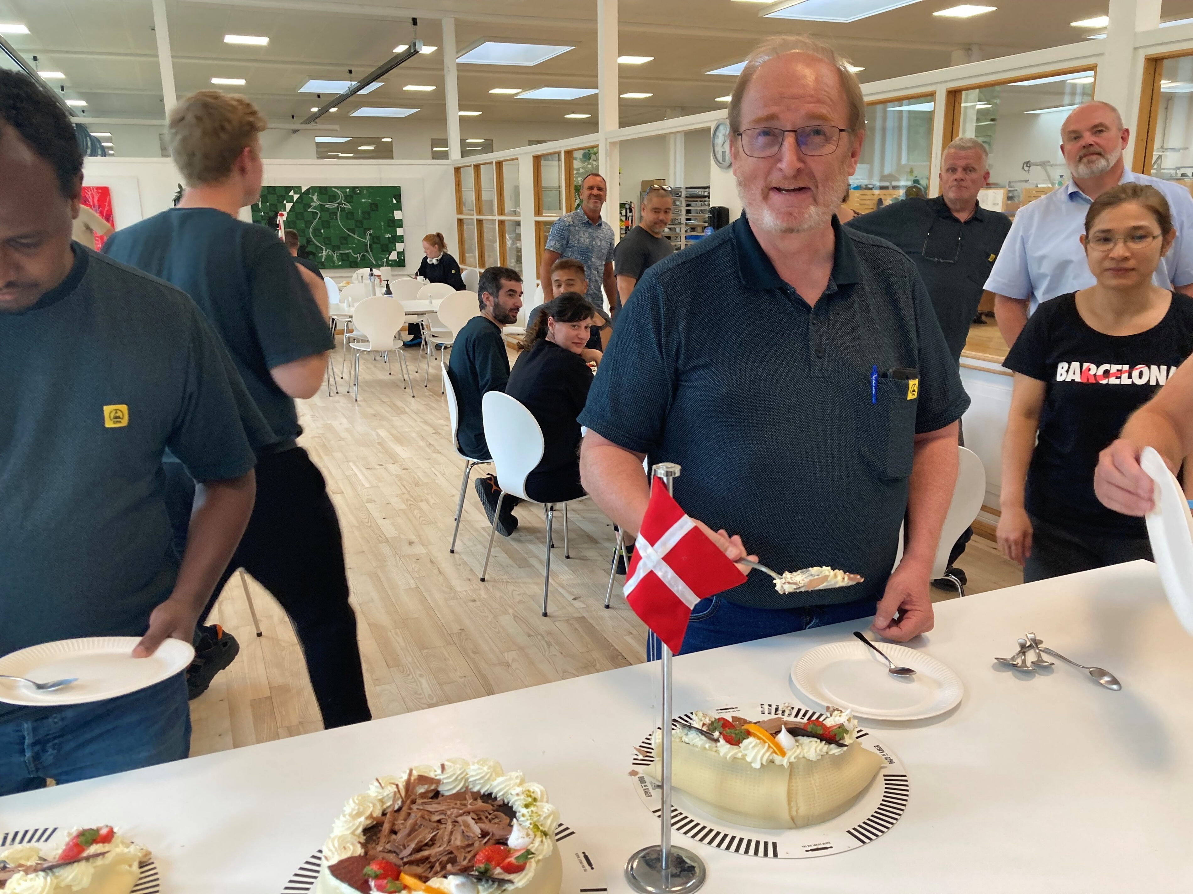 ISIC employee celebrates 30-year work anniversary - ISIC A/S